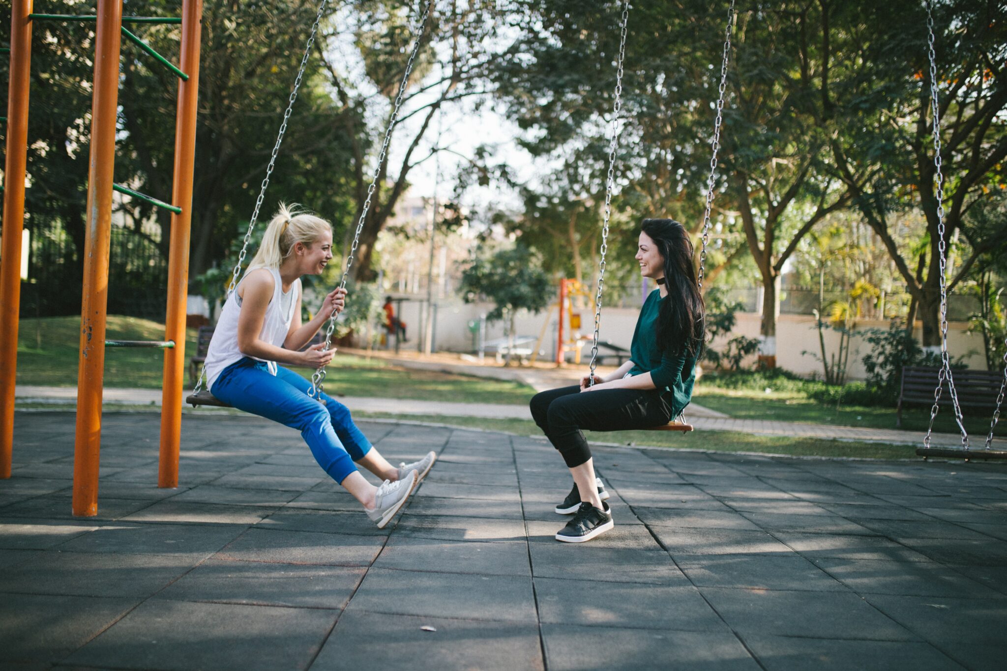 50 Common Portuguese Phrases To Use In Conversations